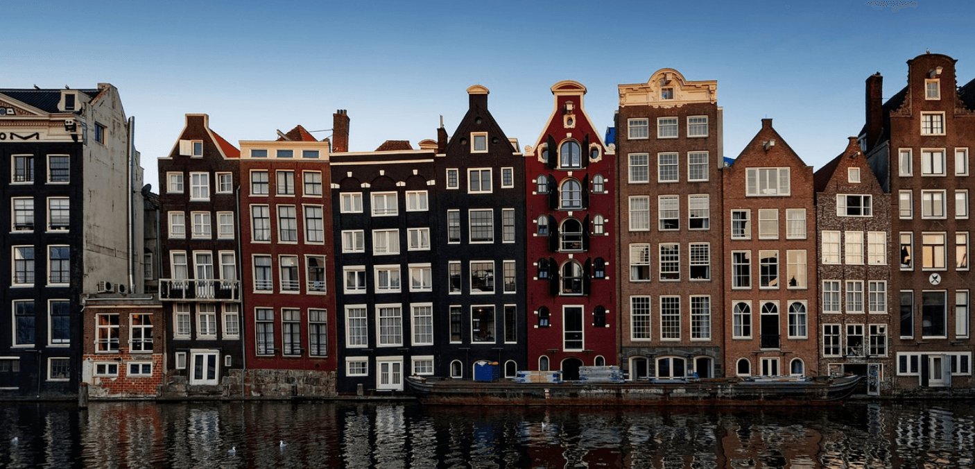 Over Circle8 :: Circle8